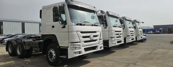 Quality Howo Sinotruk 371 Used Tractor Truck ZZ4257N3241W Chassis Model for sale