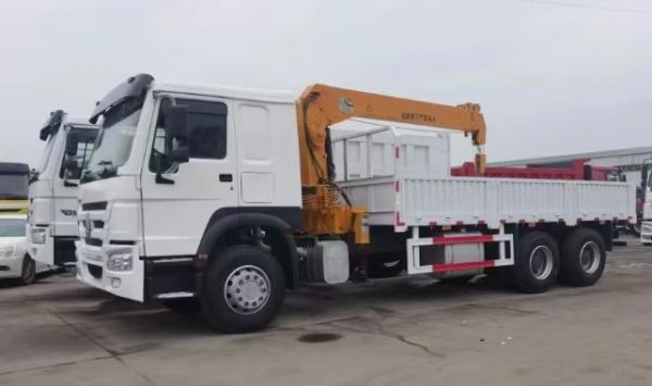 Quality ZZ1257N3641W Used Howo Truck 371 Crane 6x4 6000kg - 20000kg Capacity for sale