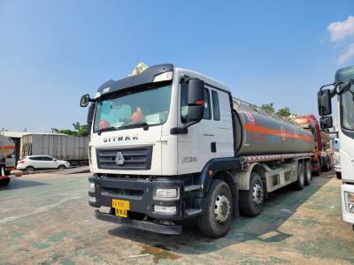 China 350 pk 25CBM gebruikte Sitrak C5H 8x4 olietanker met MC07H.35-60 motor Te koop