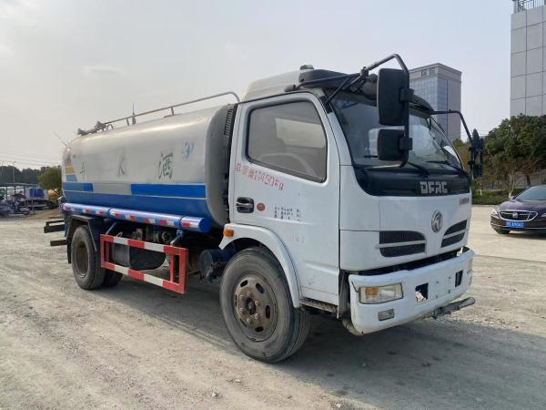 MT5070WTEQ Wasserverschütterungswagen Gebraucht Dongfeng 4x2 Wasserversorgungswagen