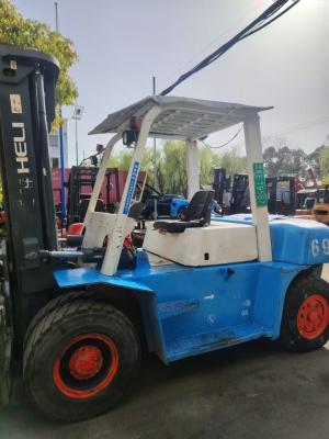 China 10000kgs Gebruikte HELI CPCD100 tweedehands Diesel vorkheftrucks 83kw/2200rpm Te koop
