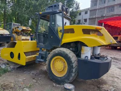 China High-Density Surfaces Made Easy with the Lujie Roller Compactor XMR403VT IV A Must-Have for Roadwork and Infrastructure Projects for sale