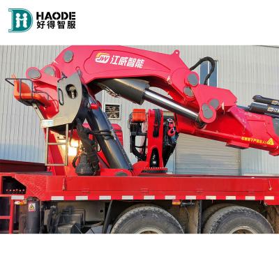 Cina 53000 Kg Auto 5 assi Jiangwei 110 tonnellate gru idraulica con gomma pieghevole in vendita
