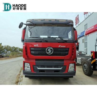 Cina 53000 Kg Auto 5 assi Jiangwei 110 tonnellate gru idraulica con gomma pieghevole in vendita