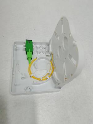 Cina Adattatori e trecce di Rosette Preloaded With SC/APC della scatola dei porti FTTH MINI Box Fiber Optic Terminal del supporto 2 della parete in vendita