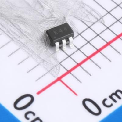 China Schottky Barrier Diode Array with Fast Switching CBI BAS40DW-04 Plastic Encapsulated SOT 363 Package for sale