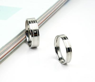 China Forme a joyería de los pares los anillos de los pares del acero inoxidable los anillos de finger color plata al por mayor en venta