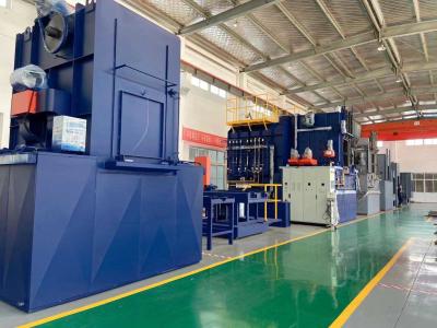 China the rear chamber is carburized and carbonitriding, and the front chamber is provided with a lift and a quenching oil tank for the quenching treatme for sale