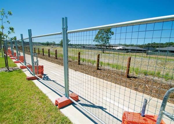 Quality Hot Dip Galvanized Canada Australia Temporary Fence For Events 6*10ft for sale