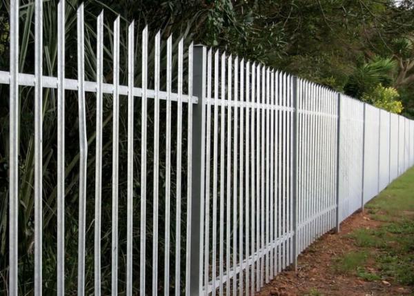 Quality Powder Coated Iron Wrought Steel Palisade Fence Angle Rail For Safety for sale