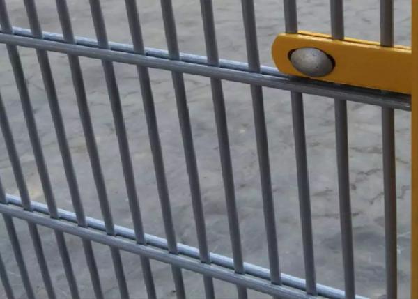 Quality Twin Rod Double Wire Fence Panel Tested Performance Scheduled Delivery for sale