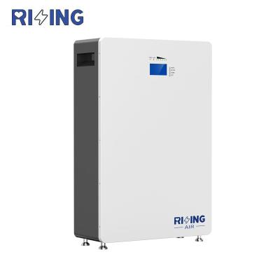Cina Batteria solare montata a parete - Capacità fino a 10 kWh, LiFePO4 & NMC Chemistry, integrata con sistemi fotovoltaici solari, Backup Pow in vendita