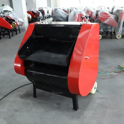 China Red Blue Automatic Scrap Cable Stripper Machine 1.5kw Scrap Copper Wire Stripping Machinery for sale