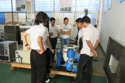 Cina la macchina meccanica del collaudo a scosse del carico massimo 100Kg, semionda sinusoidale ha accelerato il tester di scossa in vendita