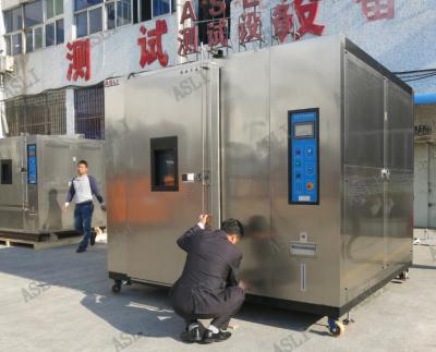 Cina La passeggiata su misura dell'attrezzatura di laboratorio nella temperatura della camera a atmosfera controllata e l'umidità velocemente cambiano la camera di prova in vendita