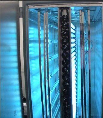 Cina Camera di combustione UV di Againg di clima resistente del touch screen per prova resistente di colore in vendita