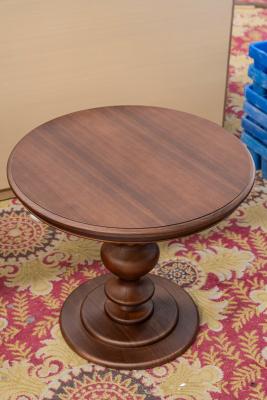 China Classic Solid Wood Round Side Table, Hand-Carved Pedestal Base for Living Room, Bedroom & Villa for sale