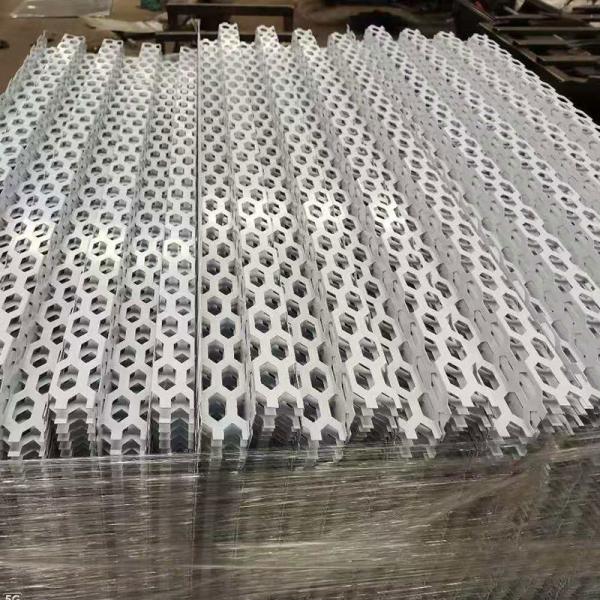 Grilla de altavoces de malla metálica microperforada con láminas de aluminio y construcción galvanizada en caliente