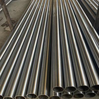 Cina Tubo senza cuciture in acciaio al carbonio ad alta precisione 4.4 mm 5.4 mm 5.5 mm 6.3 mm 6.35 mm 6.8 mm S45C in vendita