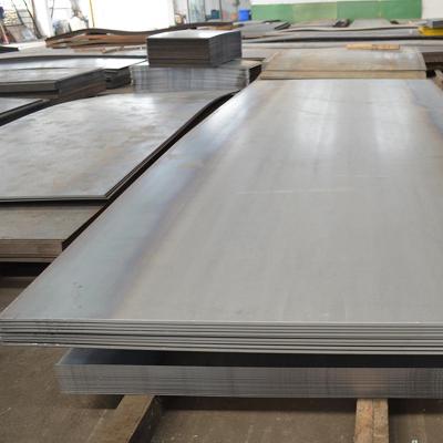 Cina Piastra di acciaio al carbonio A36 A106 S235jr a53 ss400 ss500 a572 Piastra resistente alla laminatura a caldo ad alta resistenza per larghezza 1251-1500 mm in vendita