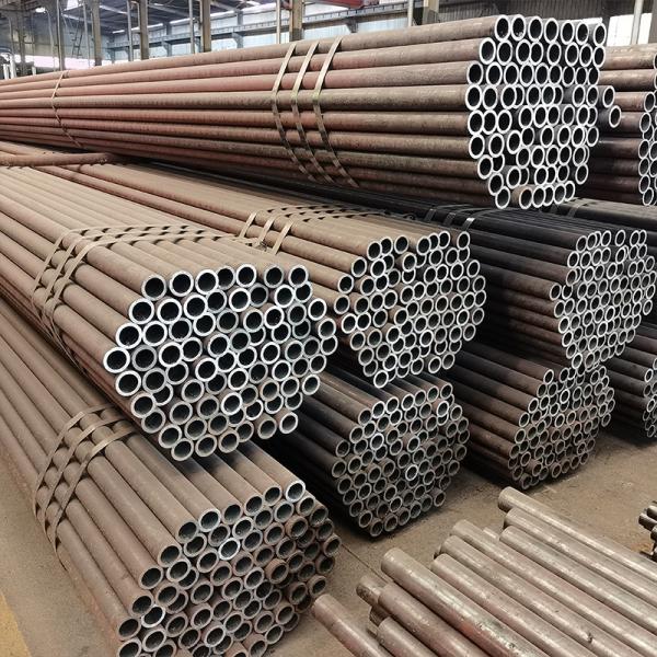 Tubo EMT ASTM A179 A192 A210 Buen 6m 9m 12m longitud Tubo de acero sin costuras de carbono para petróleo Certificado BIS