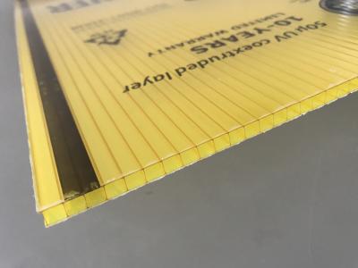 China De gele Bladen van het de Muurdakwerk van het Kleurenpolycarbonaat Tweeling 4mm - 10mm Dikte Te koop