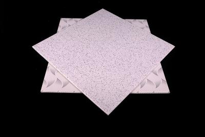Cina Mattonelle di timbratura calde del controsoffitto del PVC della superficie per gli edifici per uffici/ingressi in vendita
