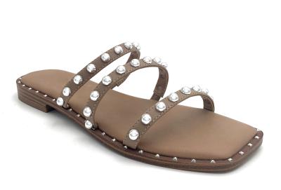 Cina Confortevoli stili femminili Sandali piatti con materiale superiore in pelle in vendita