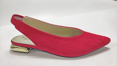 China Red Active And Fashion Forward Womens Footwears With EVA Sole High Durability à venda