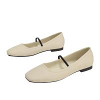 China Leather Upper Material Comfy Walking Sandals With Square Toe Shape for sale