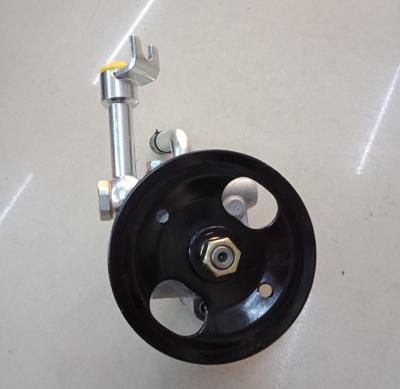 Cina Frontiera Yd25 Y61 di 49110-3XN0C 3.5kg Nissan Steering Pump For Navara D40t in vendita