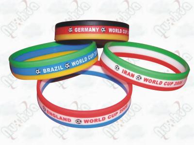 China Newest Tri-color silicone wristband promotion gift with laser logo for sale