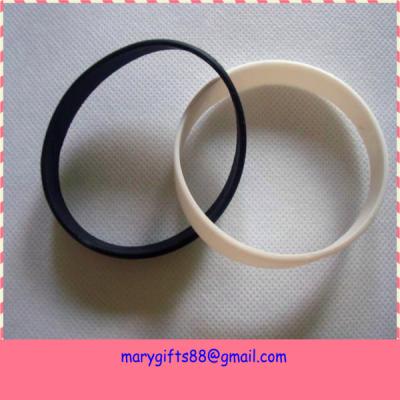 China Wholesale eco-Friendly double silicone wristband for sale