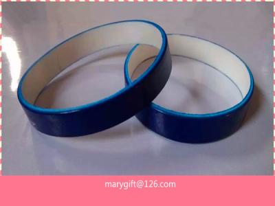 China 2015 charming  spray oil silicone wristband without logo for sale