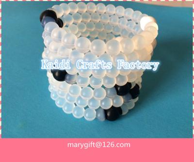 China Fashionable transparent pearled silicone bracelet/wristband for sale