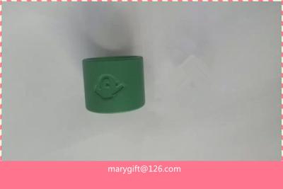 China factory direct selling finger ring silicone wristband for sale