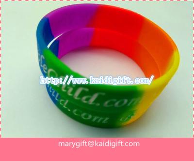 China Custom high quality segmented color silicone wristband bracelet with best price for sale
