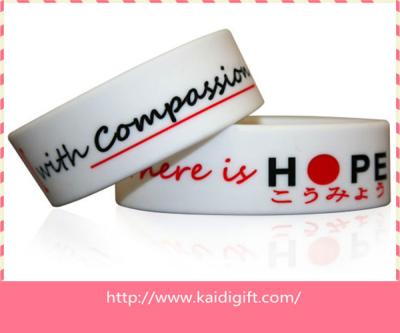 China Silkprinting  Silicone Wristband Bracelets 1 Inch For  Party for sale