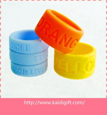 China debossed silicone wristband/personalized silicone bracelet for sale