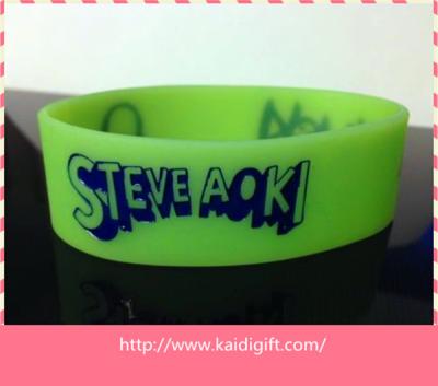 China high quality colors debossed wide  silicone wristband for sale