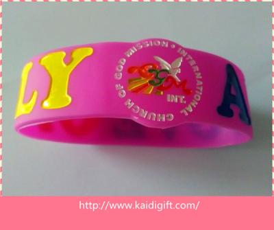 China High quality Customized Free Silicone Wristbands for sale