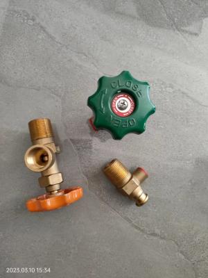 China Brass LPG Self Closing Valve for Refilling LPG Gas Cylinder for sale