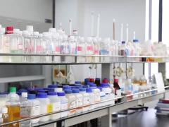 Milieuvriendelijk flocculant met een hoog rendement Liquid Polydadmac Polymer als formaldehydevrij bevestigingsmiddel in de textielindustrie