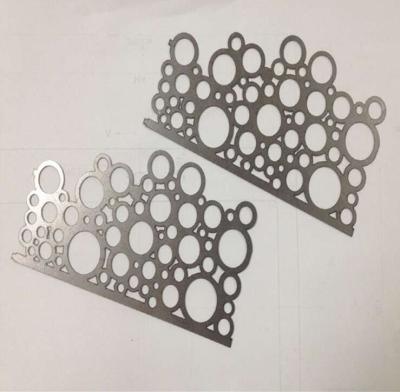 Cina Plasma di CNC del pezzo meccanico che taglia laser che taglia piatto d'acciaio per il macchinario del rivestimento dei metalli in vendita