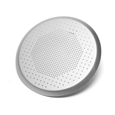 Cina RK Bakeware China-Hard Coat Anodized Perforated Thin Crust Pizza Pan for Pizza hut in vendita