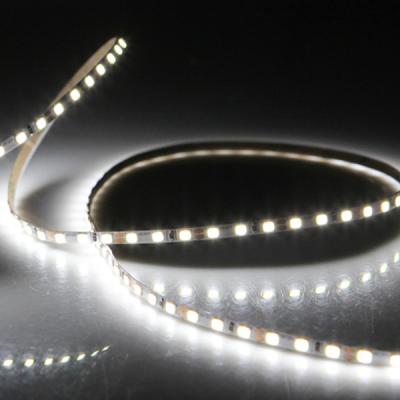 Cina 2835-8-120 Flessibile LED Strip Light Shear Ogni 6 led Con 2 anni in vendita