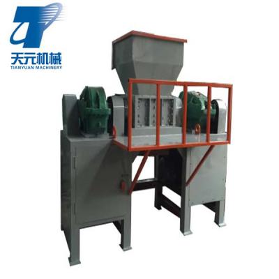China High quality waste tire shredder machine with CE approved for sale
