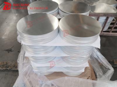China Primeira Qualidade 1050 1060 1070 1100 Wafer de alumínio para utensílios de cozinha decoração Light Cover Solar Cover for sale