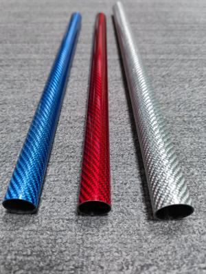 Cina Tubi a rotoli di fibra di carbonio a modulo elevato, rotondi e colorati in vendita