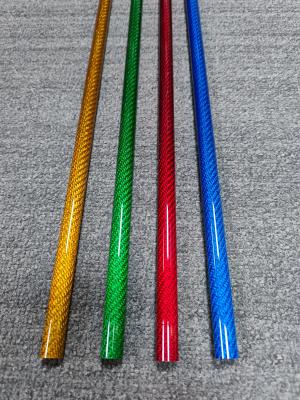 Cina Tubi a rotoli di fibra di carbonio a modulo elevato, rotondi e colorati in vendita